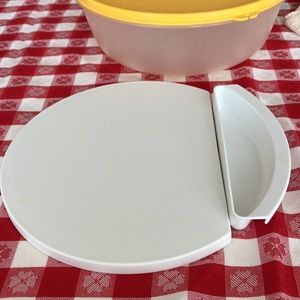 Tupperware | Kitchen | Vintage Yellow Tupperware Slicer Bowl Lid Set ...